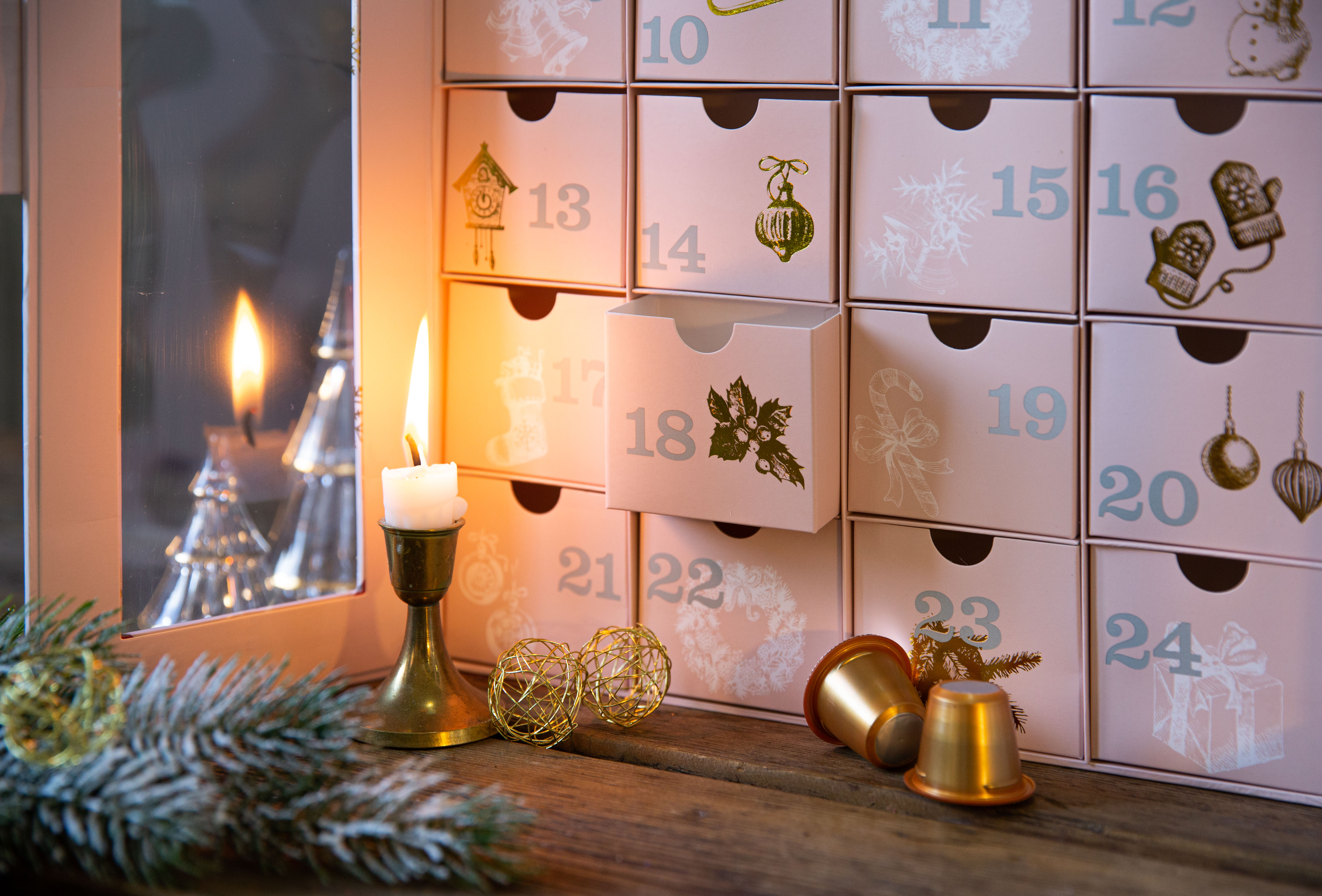 utsökt och trevligt kaffe julkalender